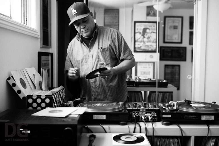 Arlene Sepulveda & Ruben Molina - Dust & Grooves. Vinyl Collection Books