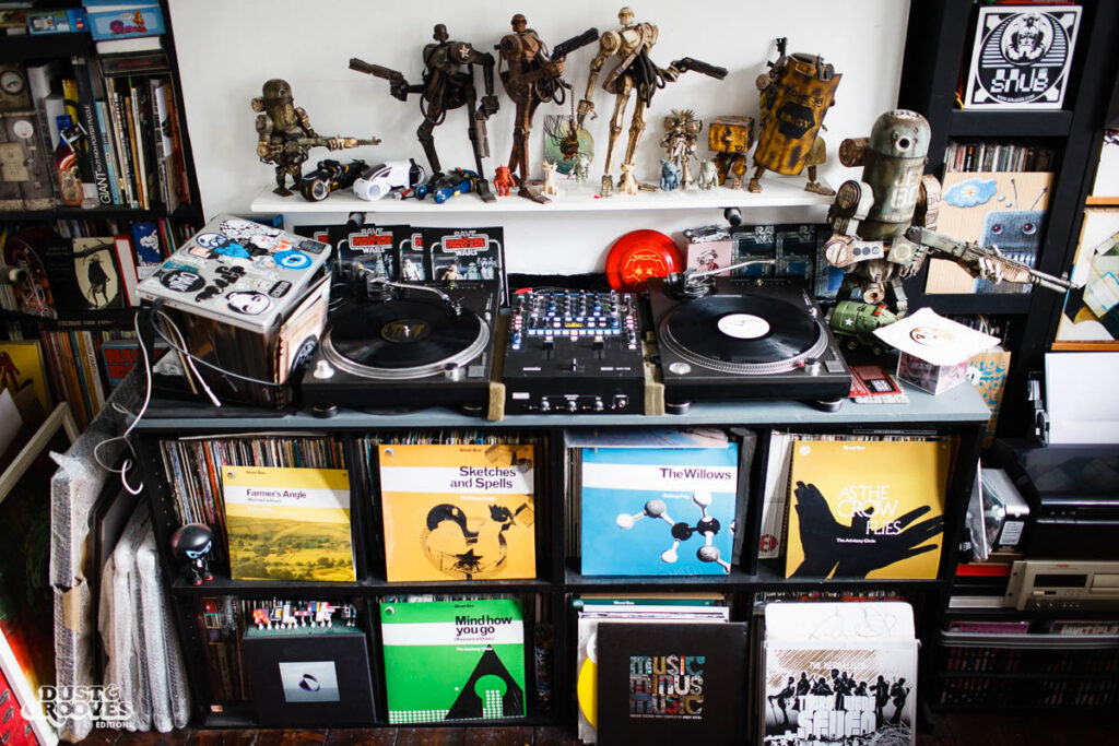 Kevin Foakes (Strictly Kev / DJ Food) - Dust & Grooves. Vinyl ...