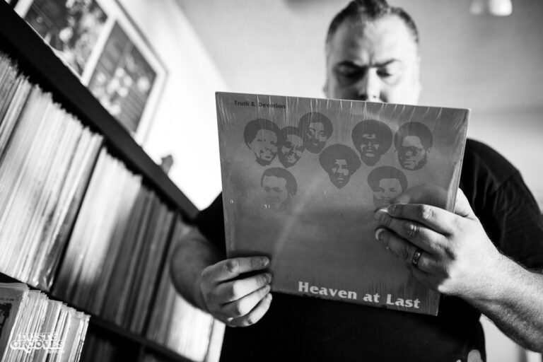 Greg Belson - Dust & Grooves. Vinyl Collection Books