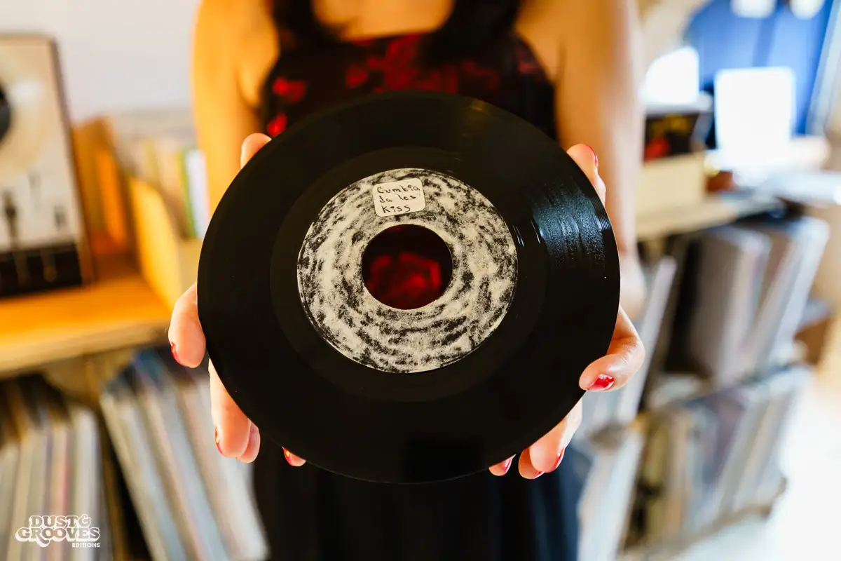 Coco Maria – Dust & Grooves. Vinyl Collection Books