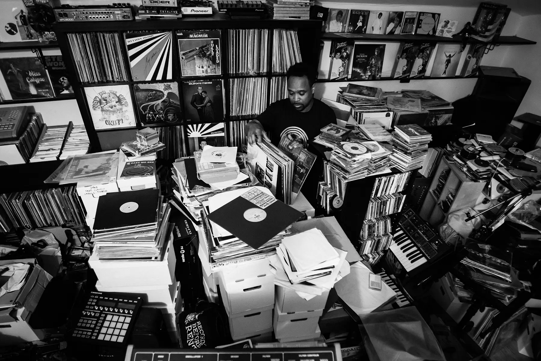 Dust & Grooves – Vinyl Record Culture, Collector Stories, and books.